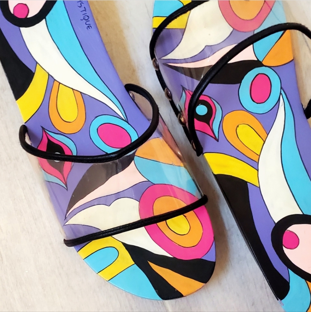 Retro Designer Inspired Slides - Gem